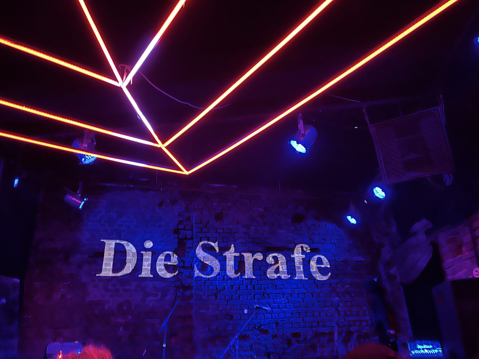 30 Jahre DIE STRAFE müssen sein - ¬¬duisburch